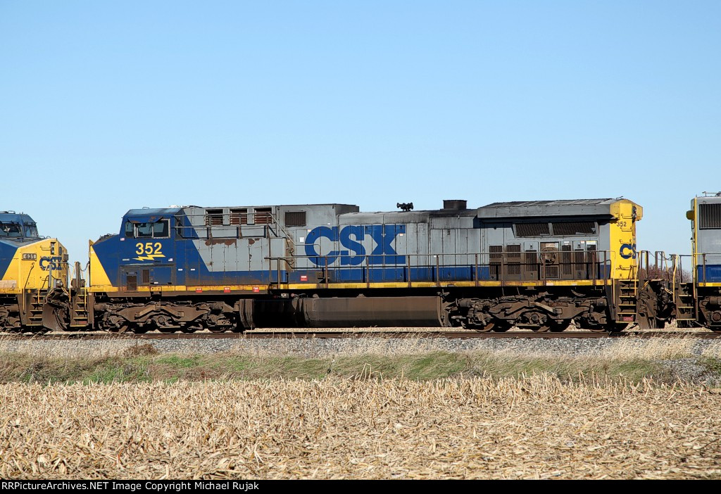 CSX 352
